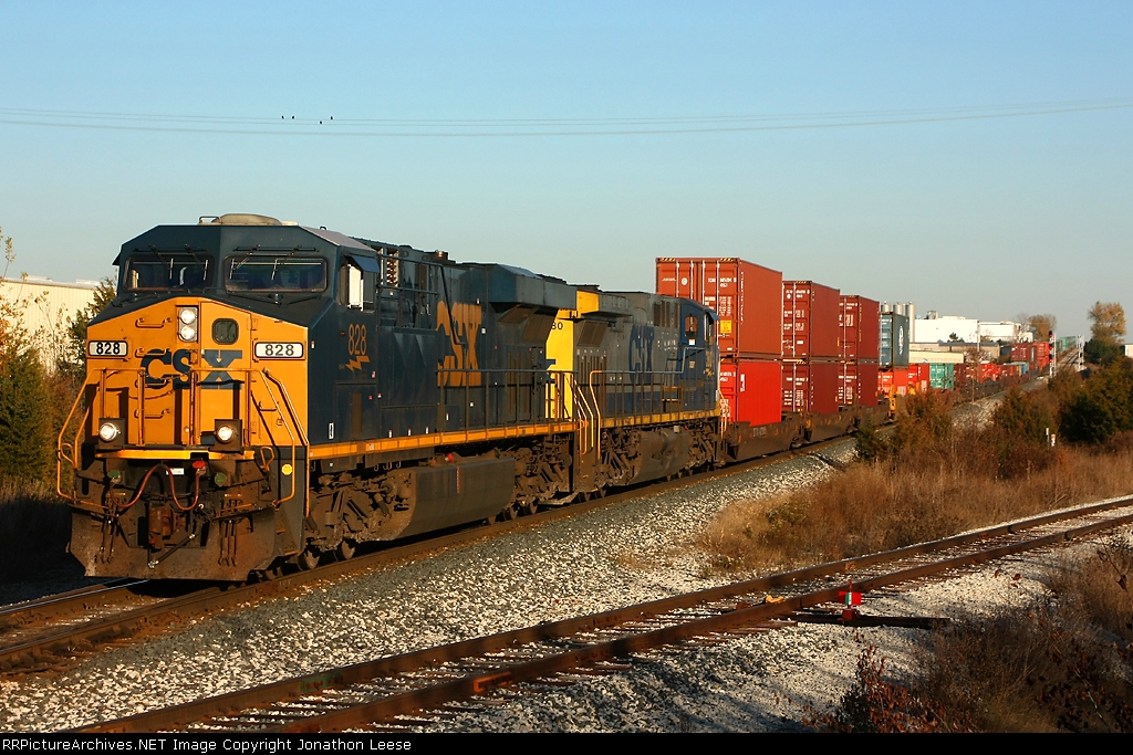 Q195-22 heads down the hill at Fox